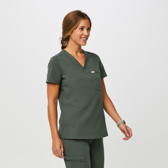 Figs | Pants & Jumpsuits | New Wear Figs Scrubs Set Zamora Joggers ...